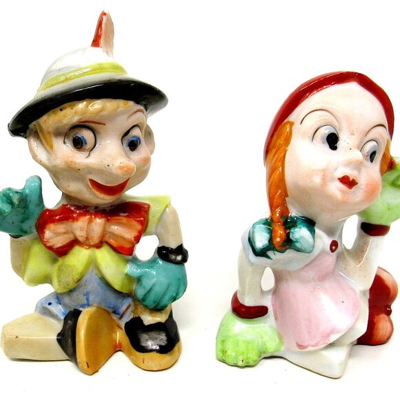 Kitchen | Disneys Pinocchio And The Blue Fairy Salt Pepper Shakers Set ...